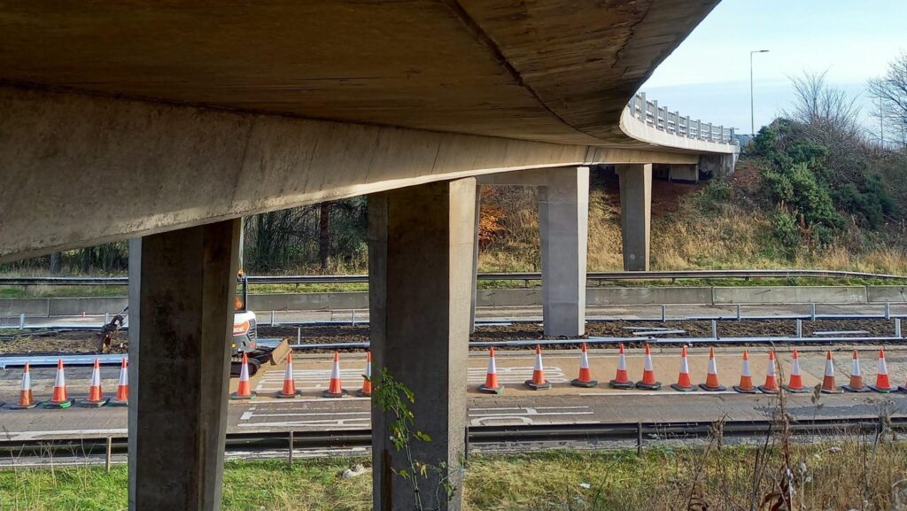 CLOSURES OF M8 JUNCTION 3 OFF-SLIP FOR BRIDGE WORKS - BEAR Scotland